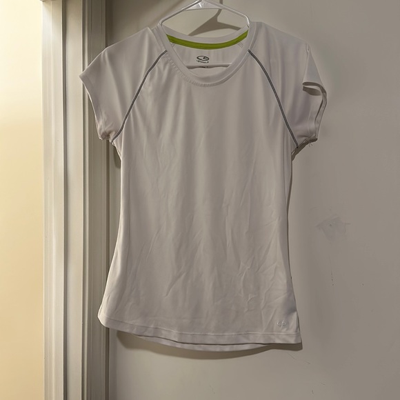 Champion | Tops | Womans Medium Champion Drifit Tshirt | Poshmark